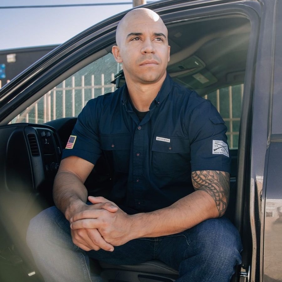 Men's Garage Button Down - Navy – Grunt Style, LLC